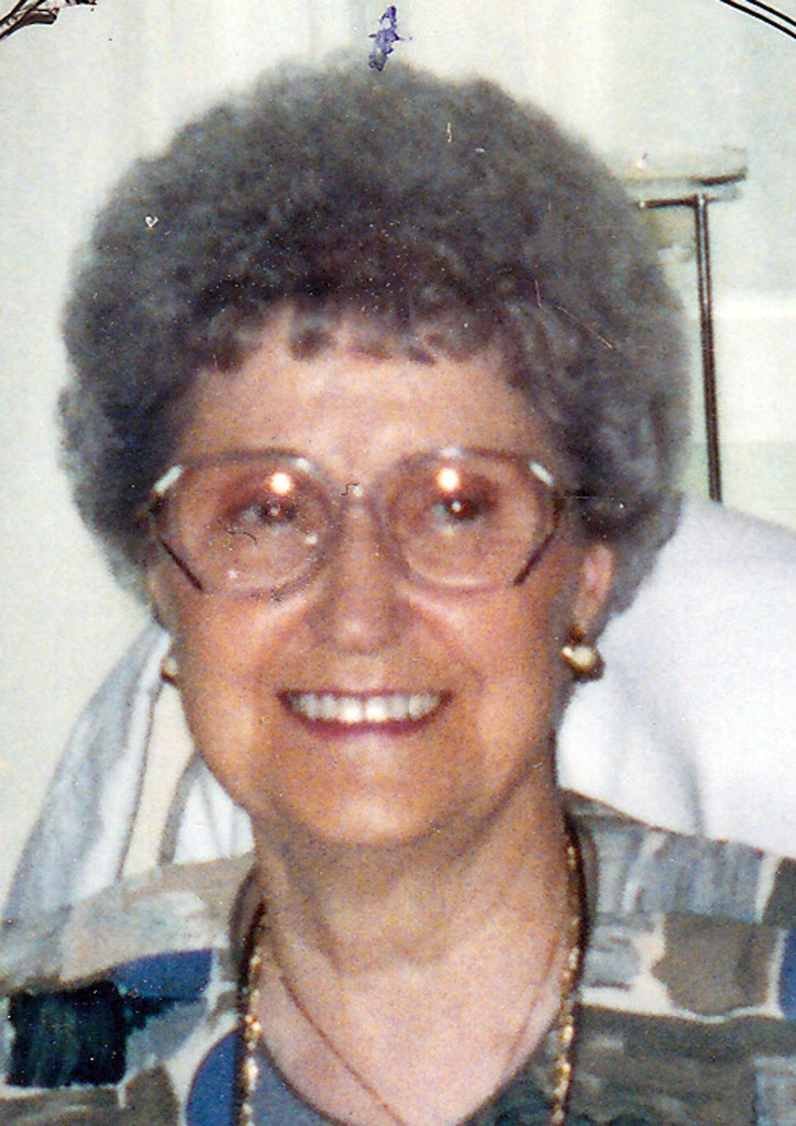 Violette Routhier - Avis de décès | Maison Funéraire de l'Amiante